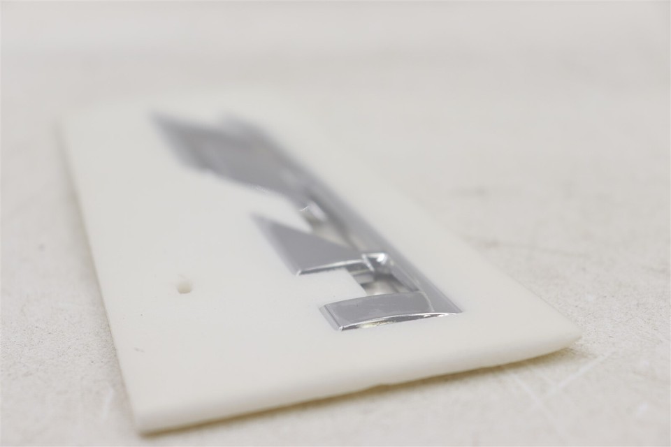 NEW OE GM Z71 Fender Emblem Badge Chrome 23172677 GMC Sierra 2500 3500 ...