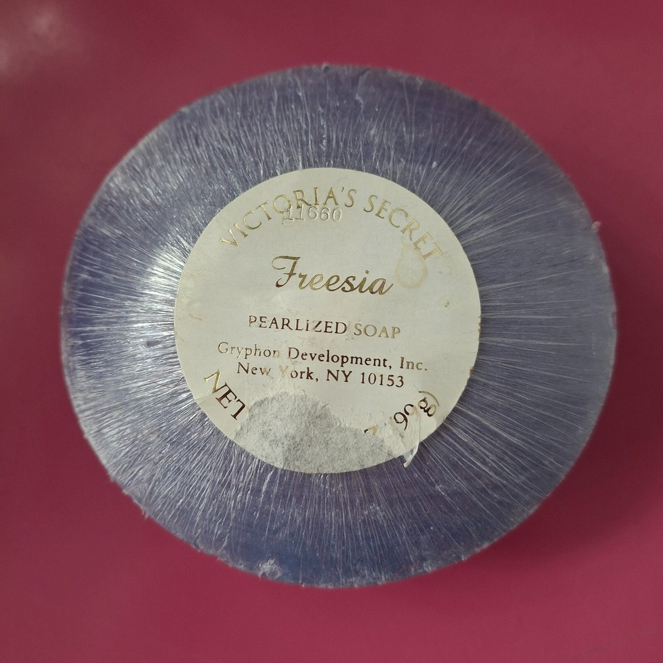 Victoria's Secret FREESIA Purple Round Pearlized Bar Soap SEALED 3.5 oz ...