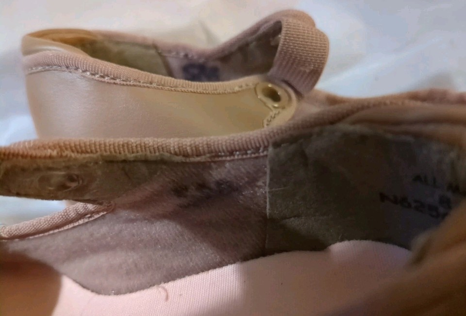 Capezio Tap Shoes Girl's Size 8 N Tan N625C Man Made Material Tele Tone ...