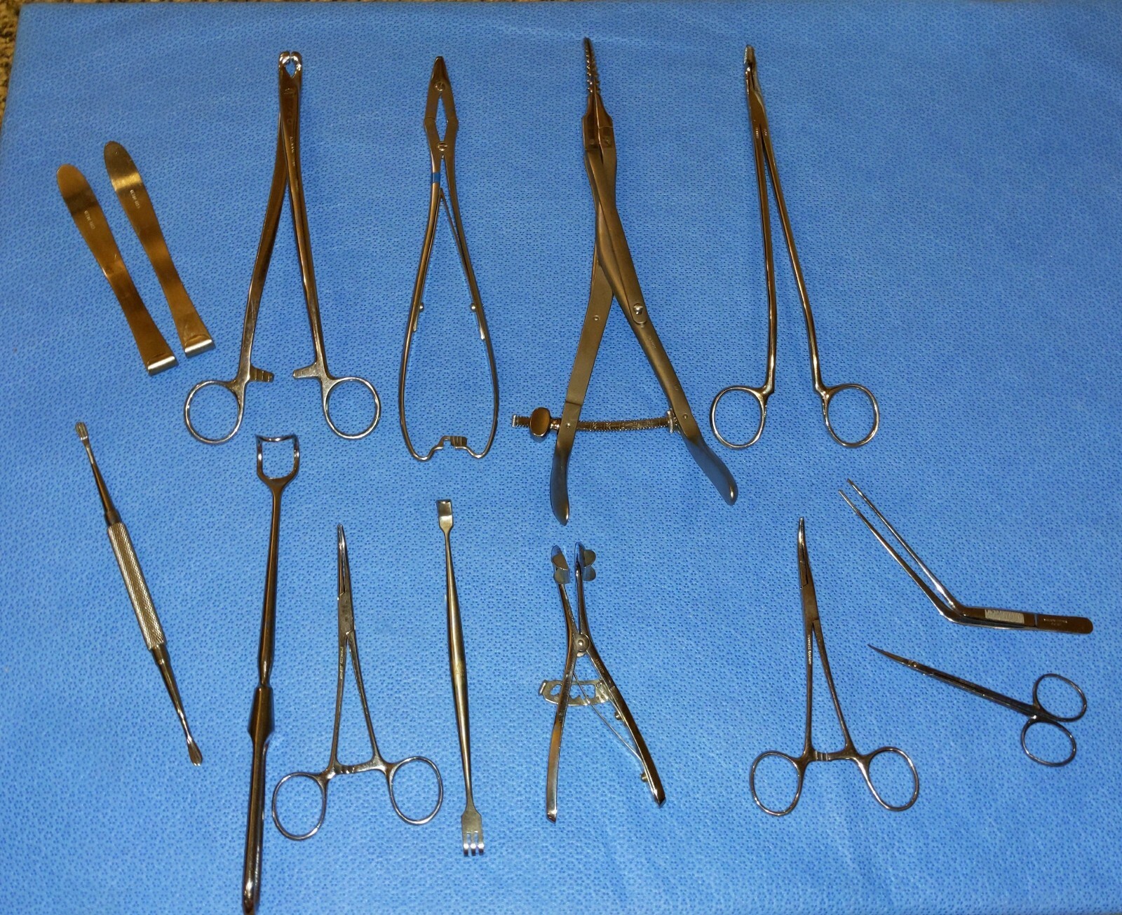 Professional set of Orthopedic Instruments; ALOE, CHI-MED, MISDOM-FRANK ...