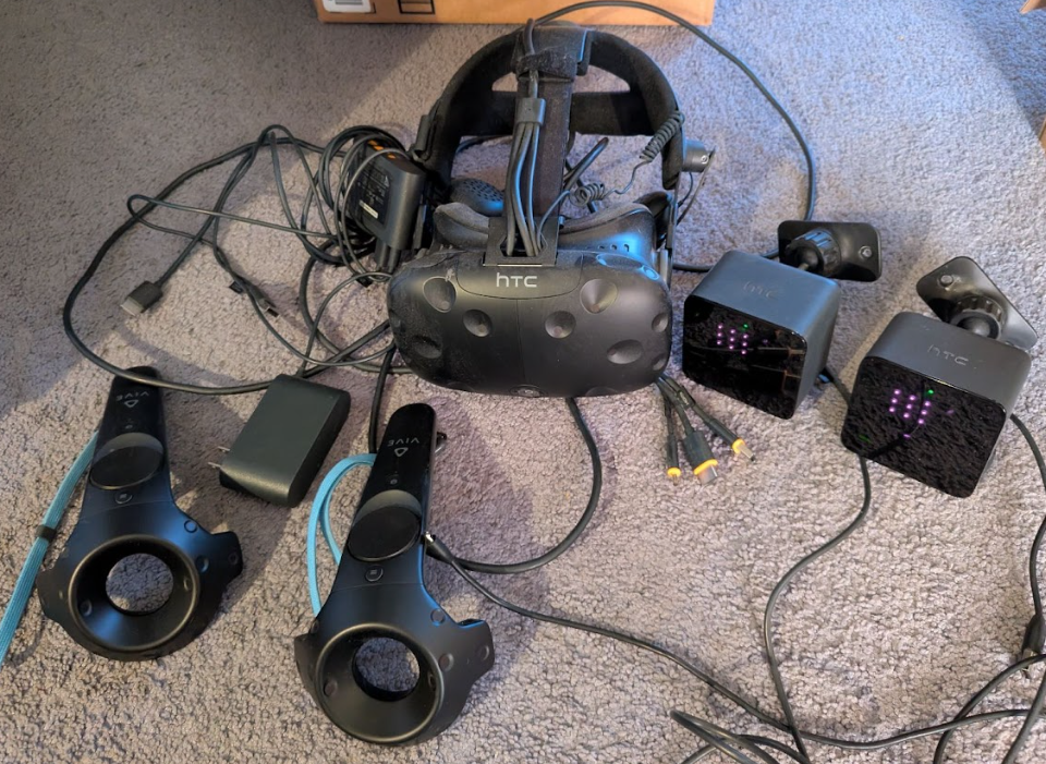 Original HTC Vive Virtual Reality Headset System - For Parts ...
