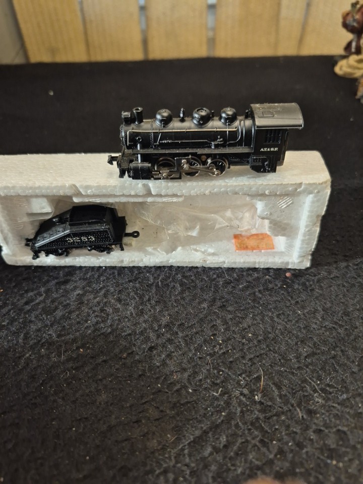 BACHMANN A.T.S.F. 3283 Steam Locomotive w/Coal Car...Made in China...N ...