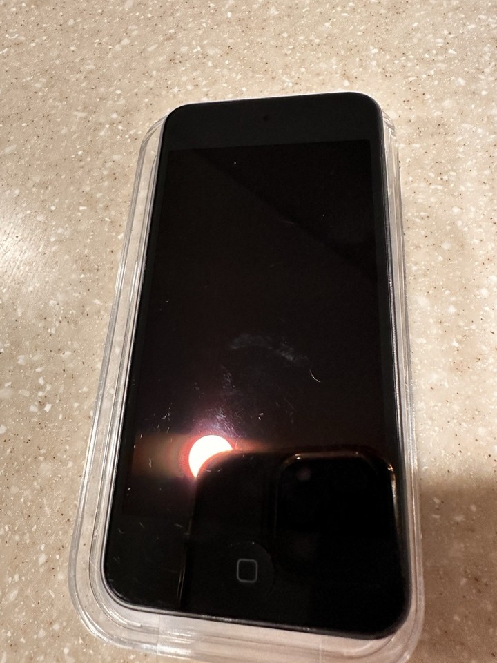 iPod Touch 7th generation 128gb Space Grey Used - Works Great - NO ...