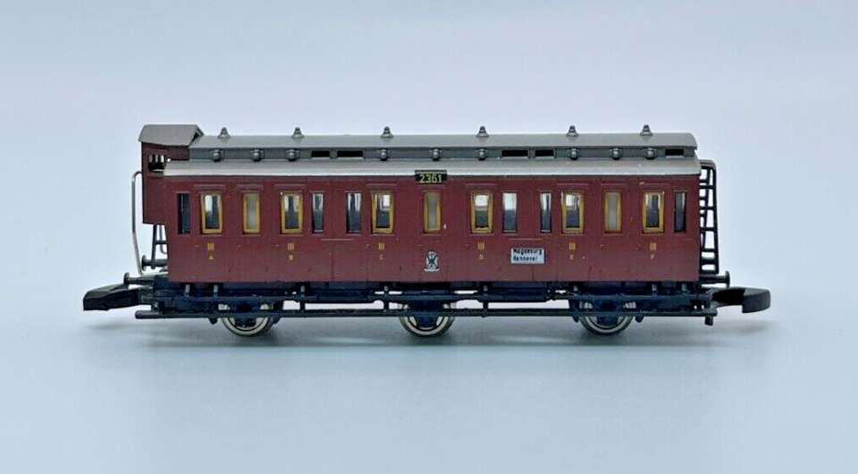 Marklin Mini-Club 8104 German Z Scale Steam Locomotive/Passenger Car ...