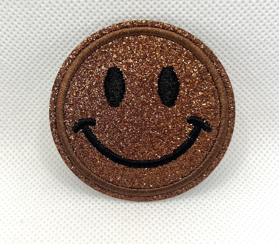 Smiley Face Patch Embroidered Iron-on Applique Happy Crafts FREE ...