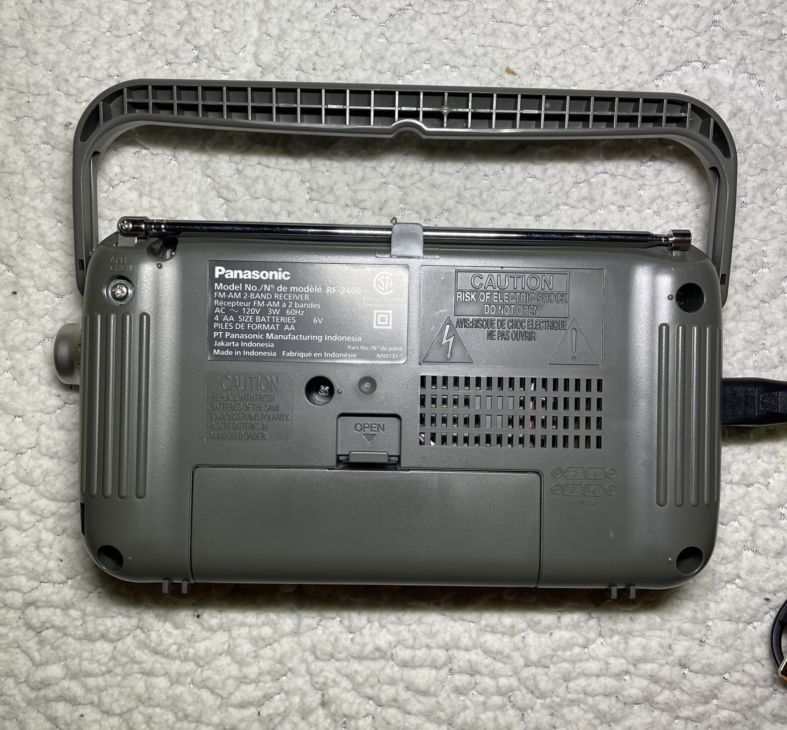 Panasonic Portable Radio FM-AM 2 Band Reciever RF-2400 Grey Silver ...