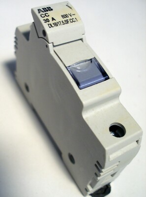 Fuse Blocks & Holders - Pull Out Fuse Block