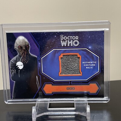 2015 BBC Topps TV DOCTOR WHO COSTUME RELIC CARD OOD Alien DR WHO ...