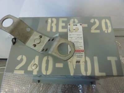ITE / SIEMENS BOS14321, 30 AMP, 240 VOLT, BUS PLUG, 3 WIRE, 3 PHASE ...