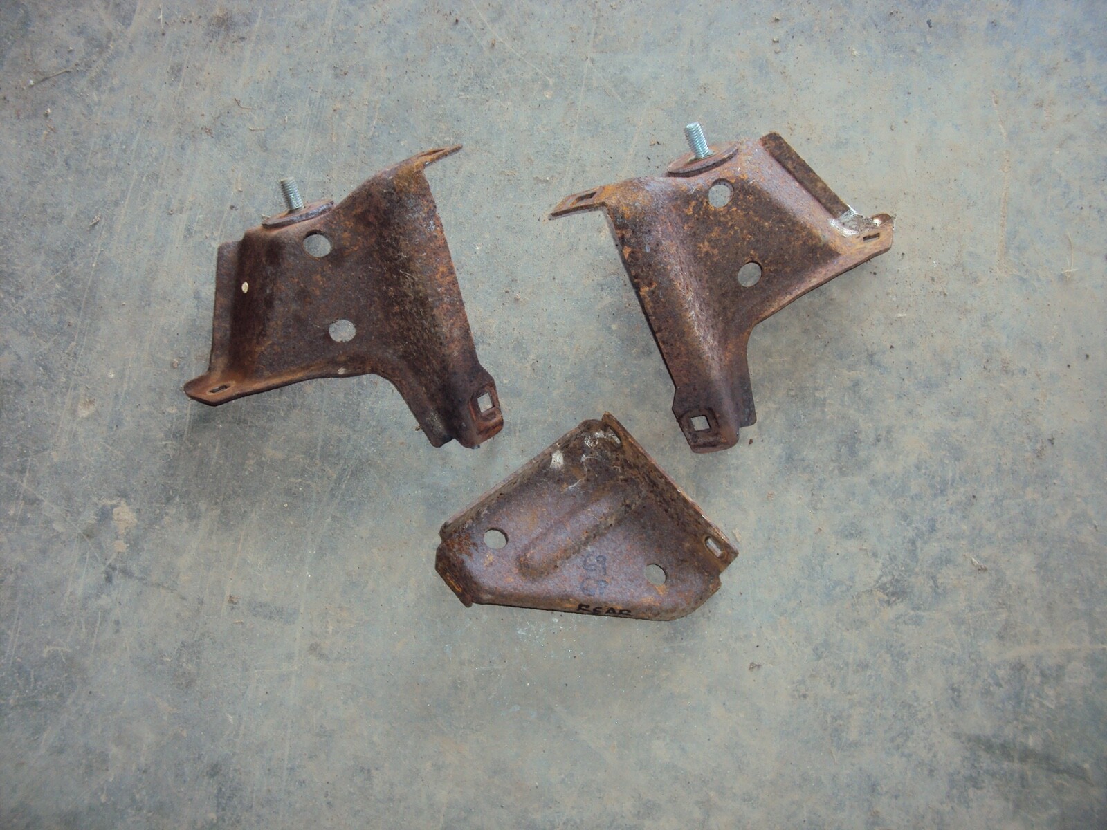 1969 1970 PONTIAC GRAND PRIX REAR BUMPER BRACKETS SET 69 70 | eBay UK