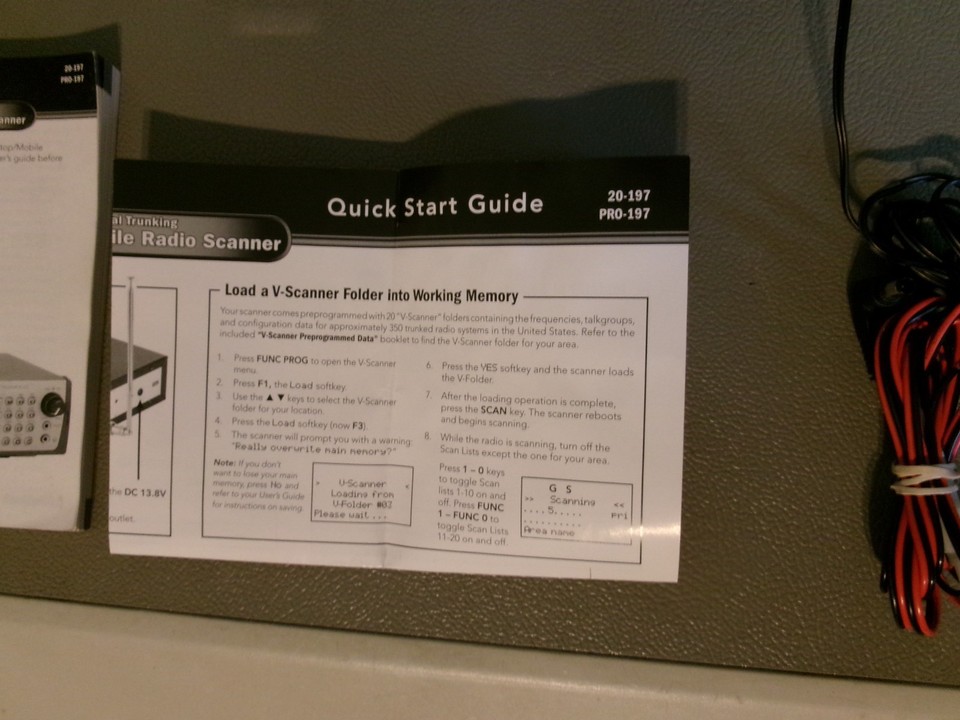 Radio Shack PRO-197 39000 CH. Analog/Digital Police/Fire/EMS Scanner ...