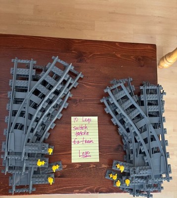 LEGO Train Tracks - 112 curved tracks, 41 flex pieces, 72 straight, 10 ...