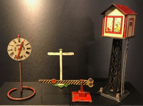 VTG Marx? Radio Train Tower, Crossing Gate, Sign & Clock - Tin Litho ...