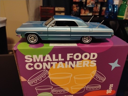 1964 Chevrolet Impala baby Blue Diecast 1:24 Scale Model Car No. 73259 ...