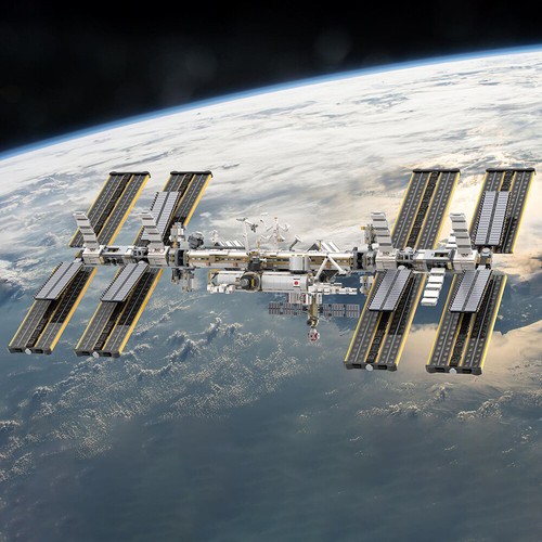 International Space Station 1/110 Model Building Blocks Spaceship MOC ...