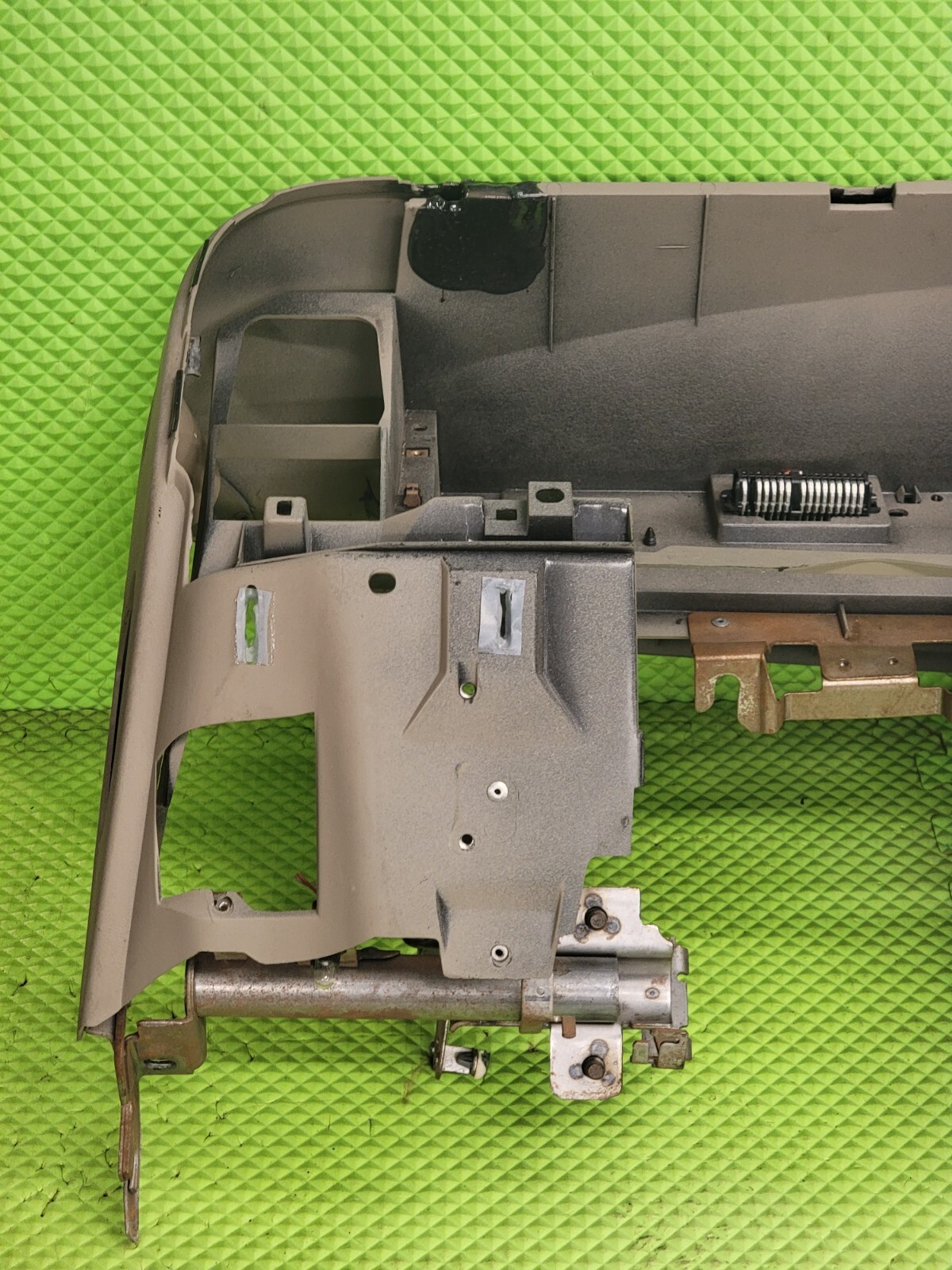🔥95-99 CHEVY GMC SILVERADO CK Dashboard DASH CORE Frame Mount Assembly ...