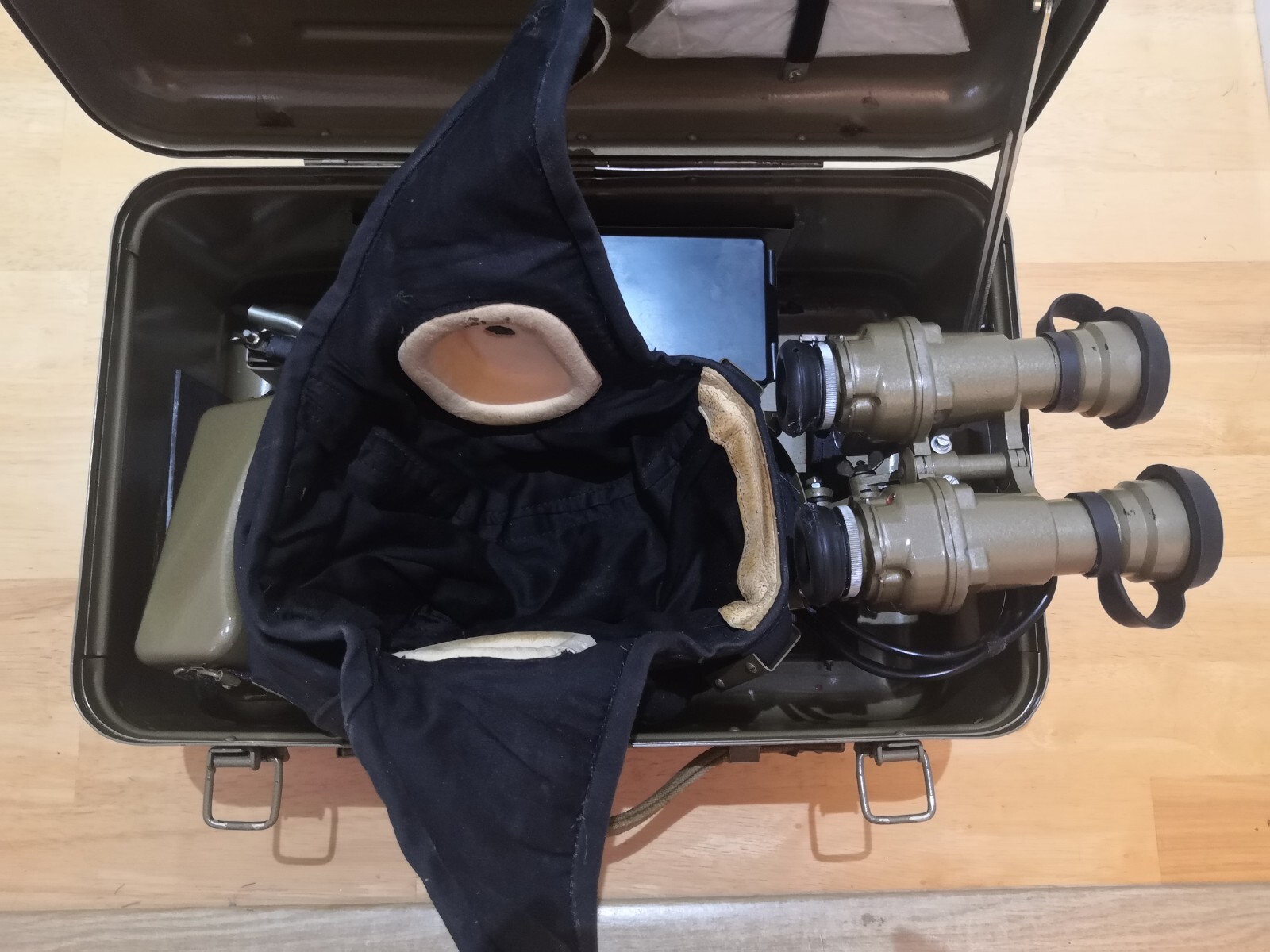 Pnv-57e Russian Tank GEN 1+ Night Vision Working Pristine Condition ...