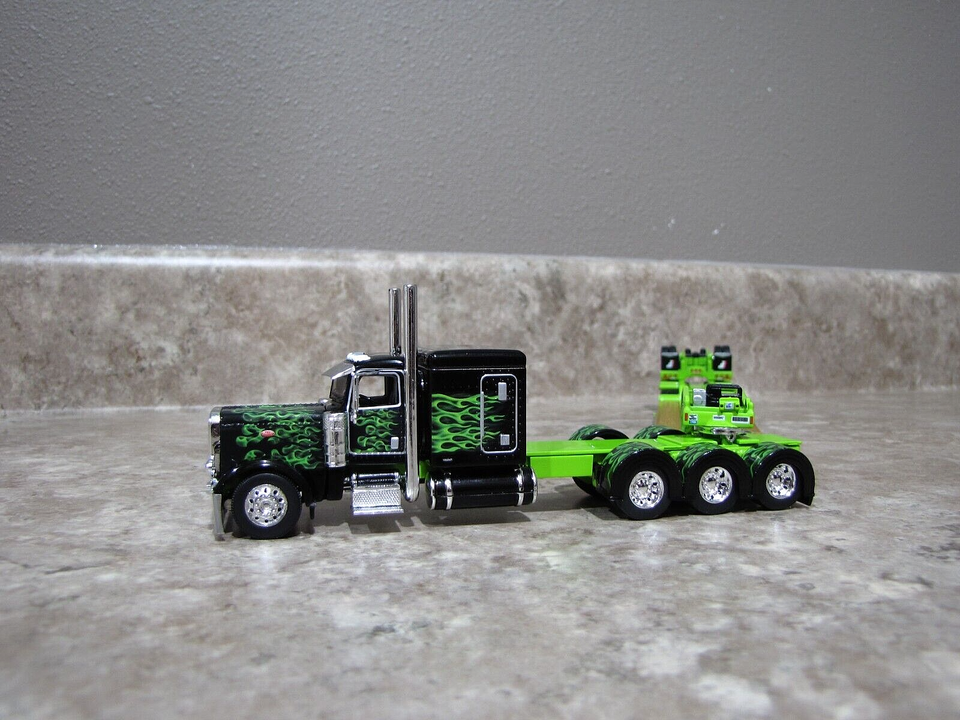 DCP 1/64 Black Lime Green Flames Peterbilt 389 Fontaine Lowboy Trailer ...