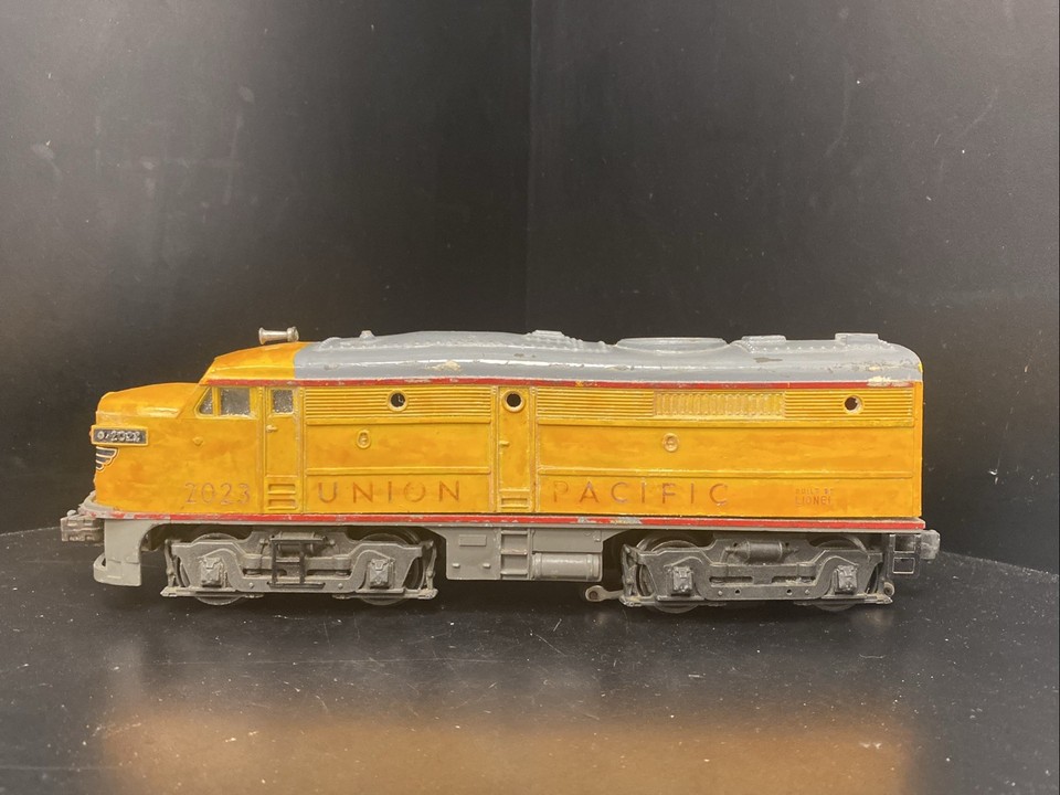 Lionel UP Union Pacific Alco FA-1 Diesel Loco #2023 Non powered | eBay