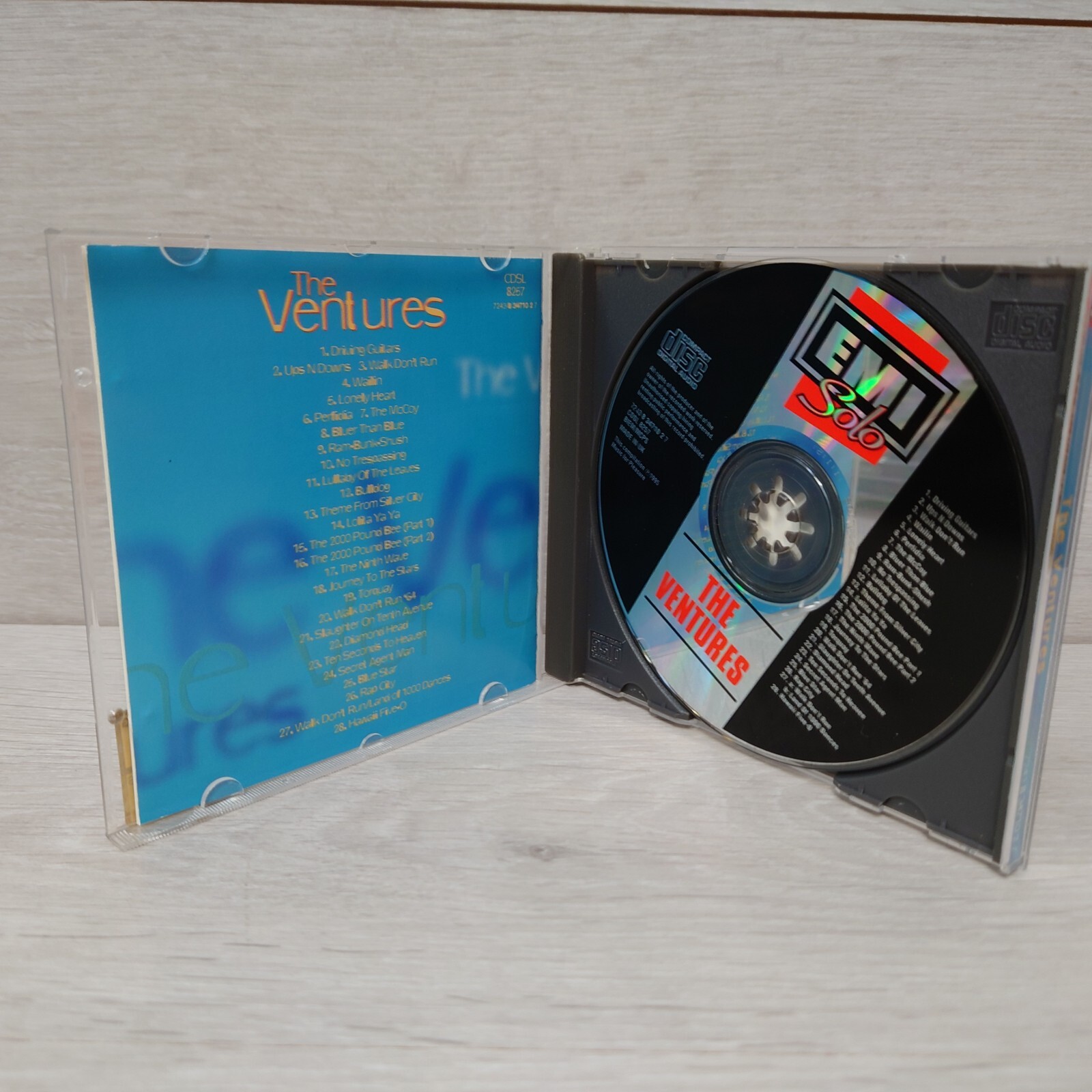 The Ventures : The Ventures CD (1995) EMI Solo Very Good Condition 28 ...