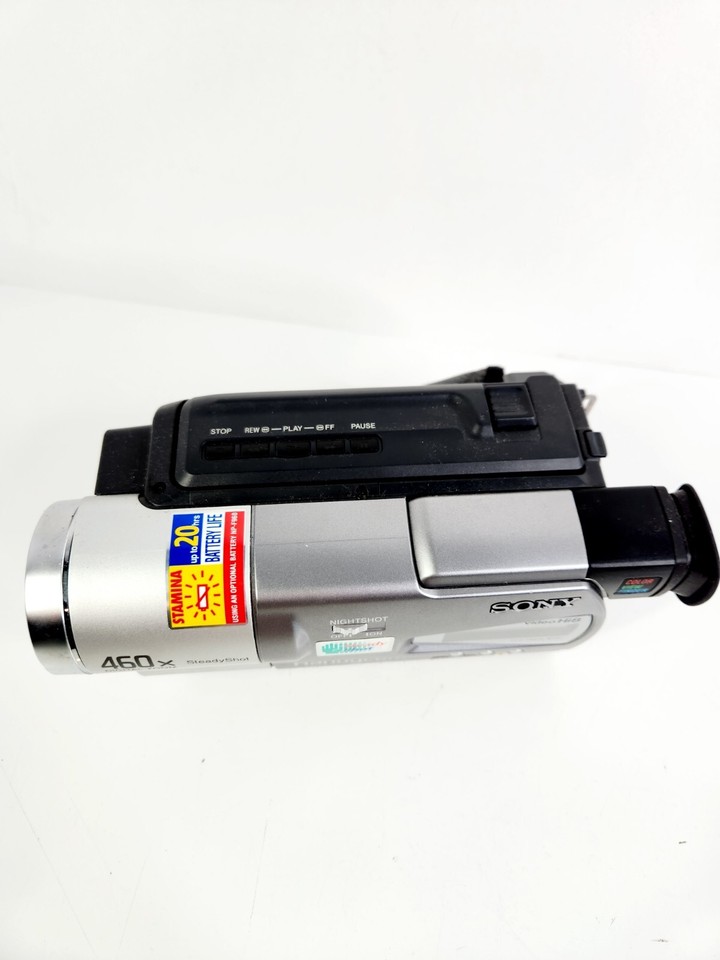 Sony Handycam CCD-TR818 Silver Hi8mm Digital Zoom Camcorder For Parts ...