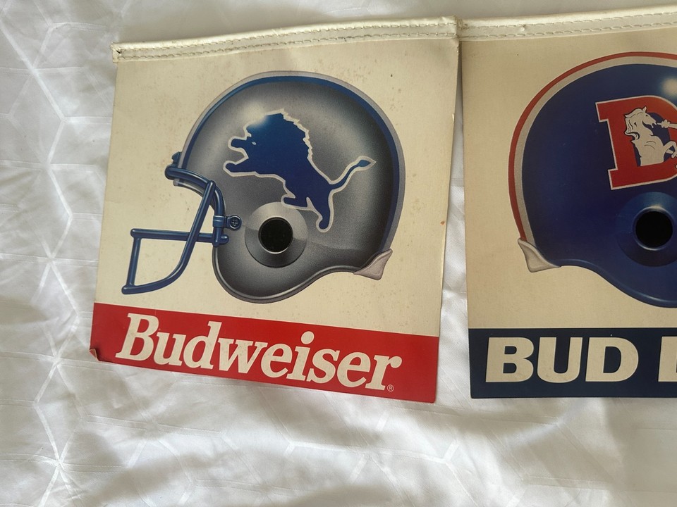 VINTAGE NFL HELMET BANNER BRONCOS PATRIOTS LIONS CHIEFS FALCONS SAINTS ...