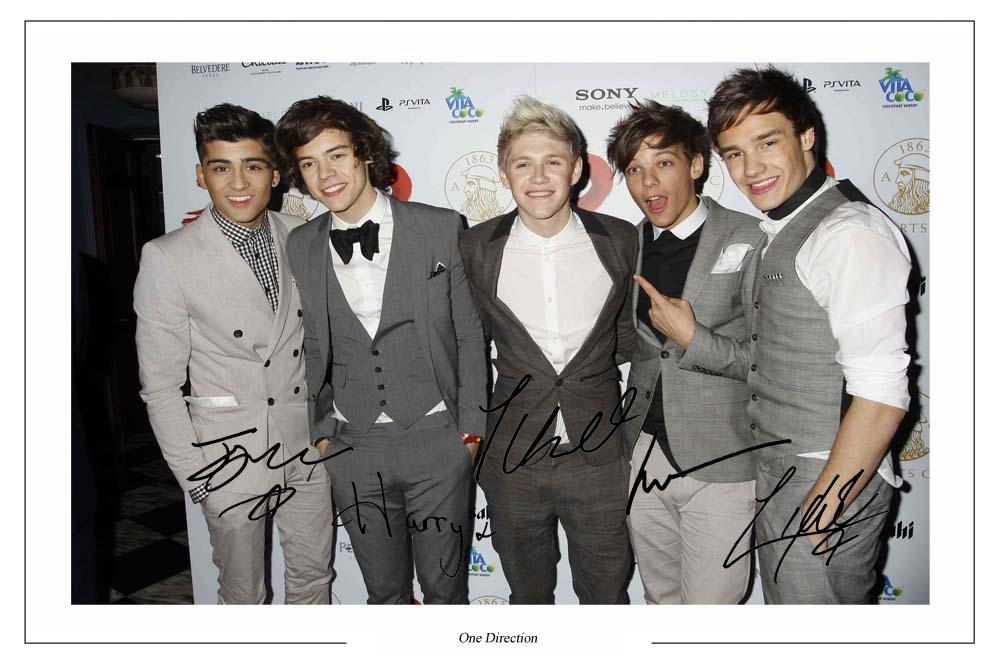ONE DIRECTION AUTOGRAPH SIGNED PHOTO PRINT ALL 5 MEMBERS UP ALL NIGHT ...