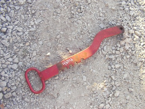 International 460 utility Tractor IH 2pt hitch draft control lever | eBay
