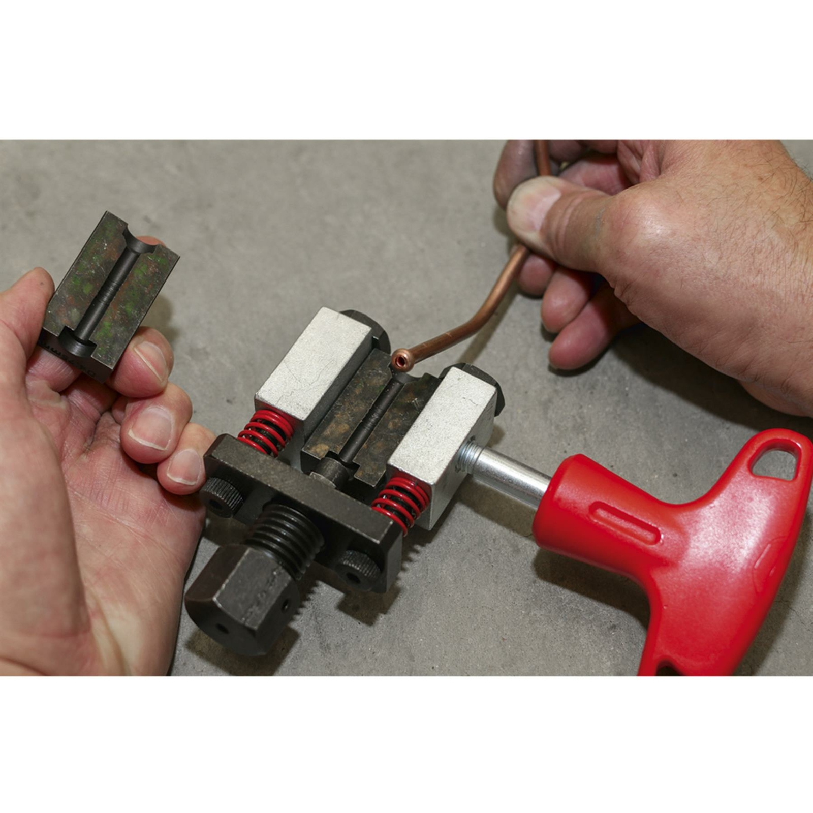 Sealey On-Vehicle Brake Pipe Flaring Tool | eBay UK