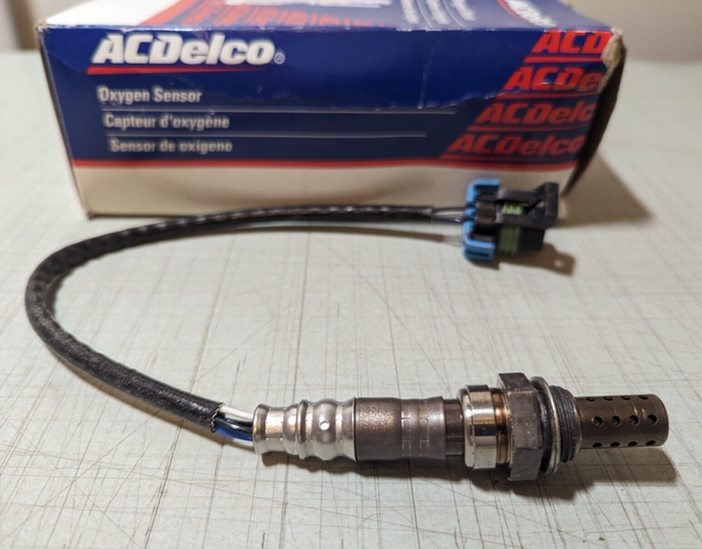 Genuine GM ACDelco Oxygen (o2) Sensor OE Part Number 12572705 for sale ...