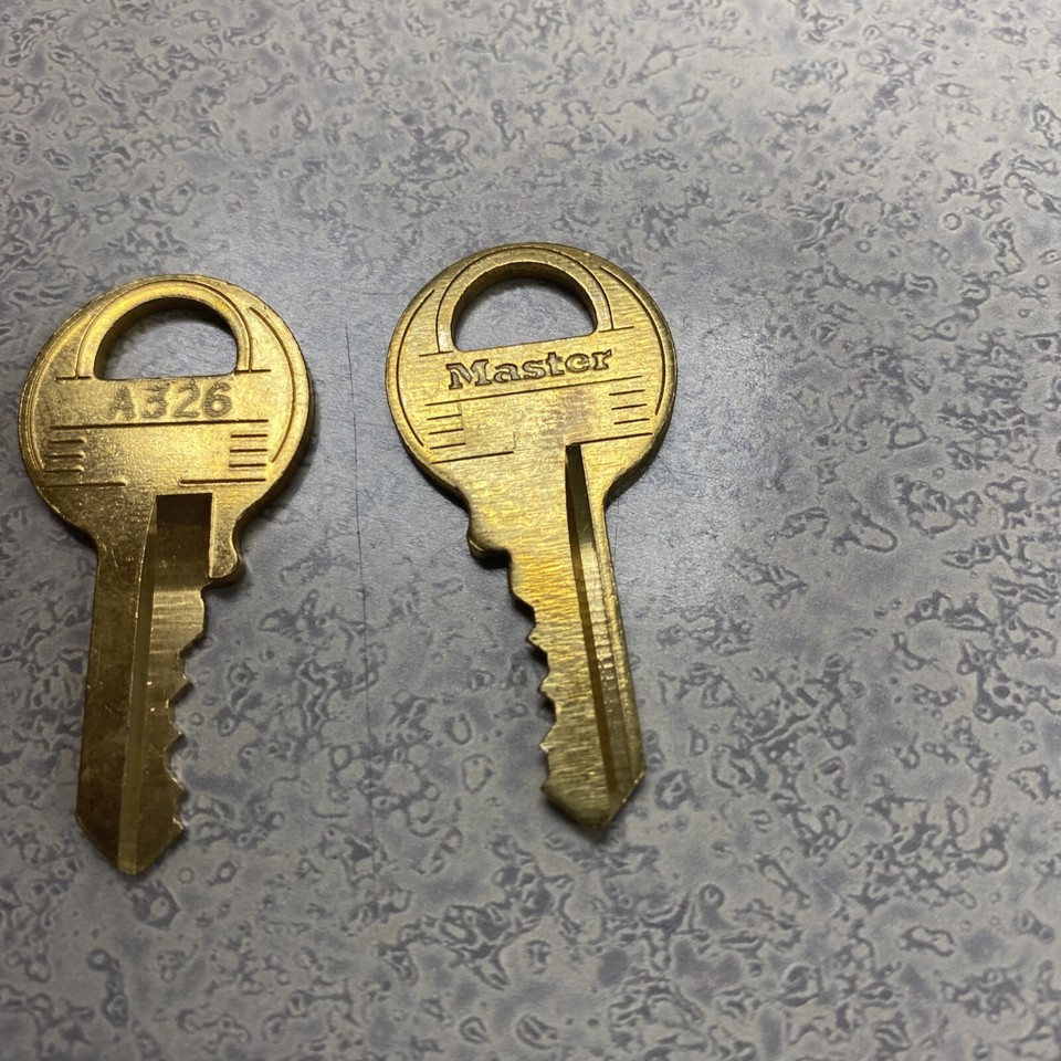 2-Replacement A326 Key Master Padlock Lock Cut To Key Code New | eBay