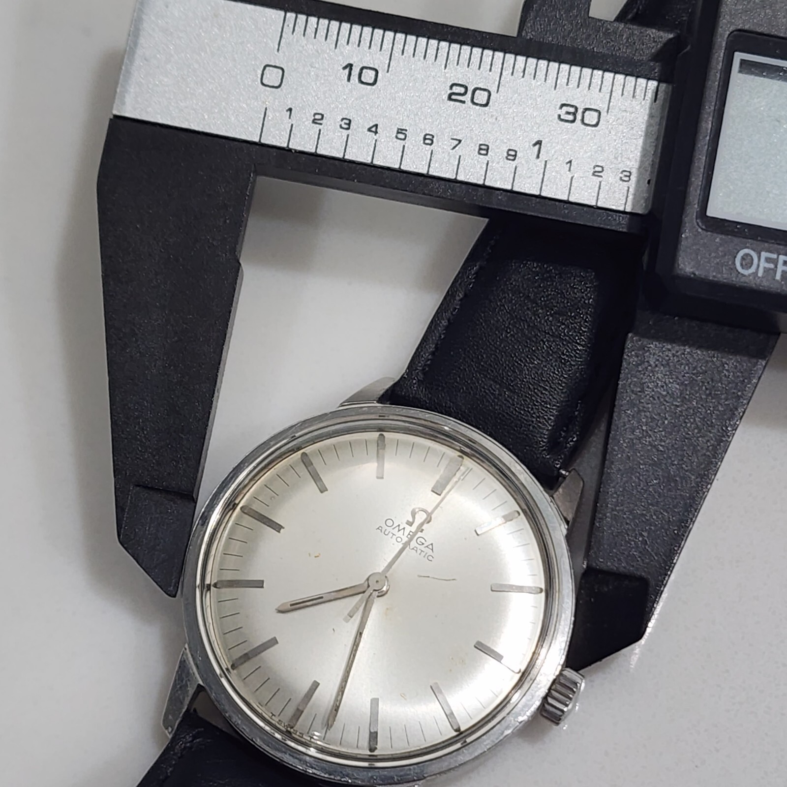 Vintage 1960s Men's Omega 17 Jewel Cal 550 Ref 165.002 Wrist Watch Running 35mm | eBay