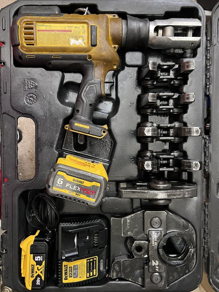 DeWALT DCE200 20V Plumbing Pipe Press Tool Kit with Crimping Heads(60V ...