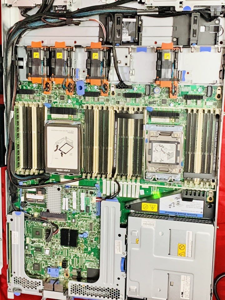 IBM 7042-CR8 System X3550 M4 Server HMC Hardware Management Console ...