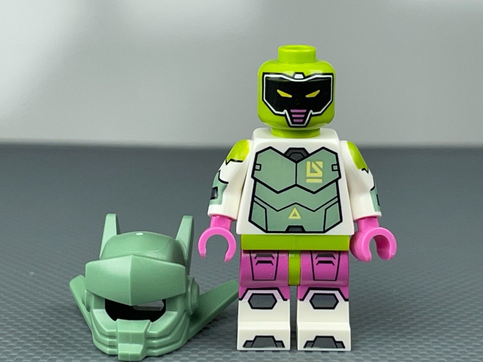 LEGO Robot Warrior Collectible Minifigure Series 24 CMF 71037 Alien ...