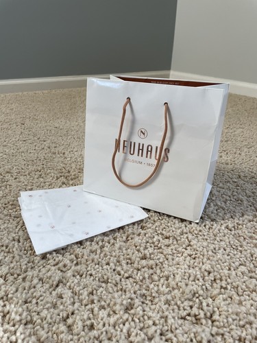 NEUHAUS White Laminated Paper Gift Shopping Bag Tissue Belgium ...