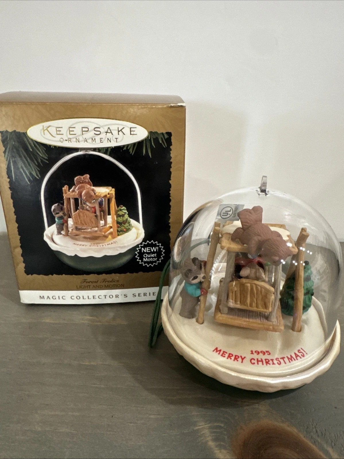 1995 Hallmark FORREST FROLICS Magic Light & Motion Christmas Ornament ...