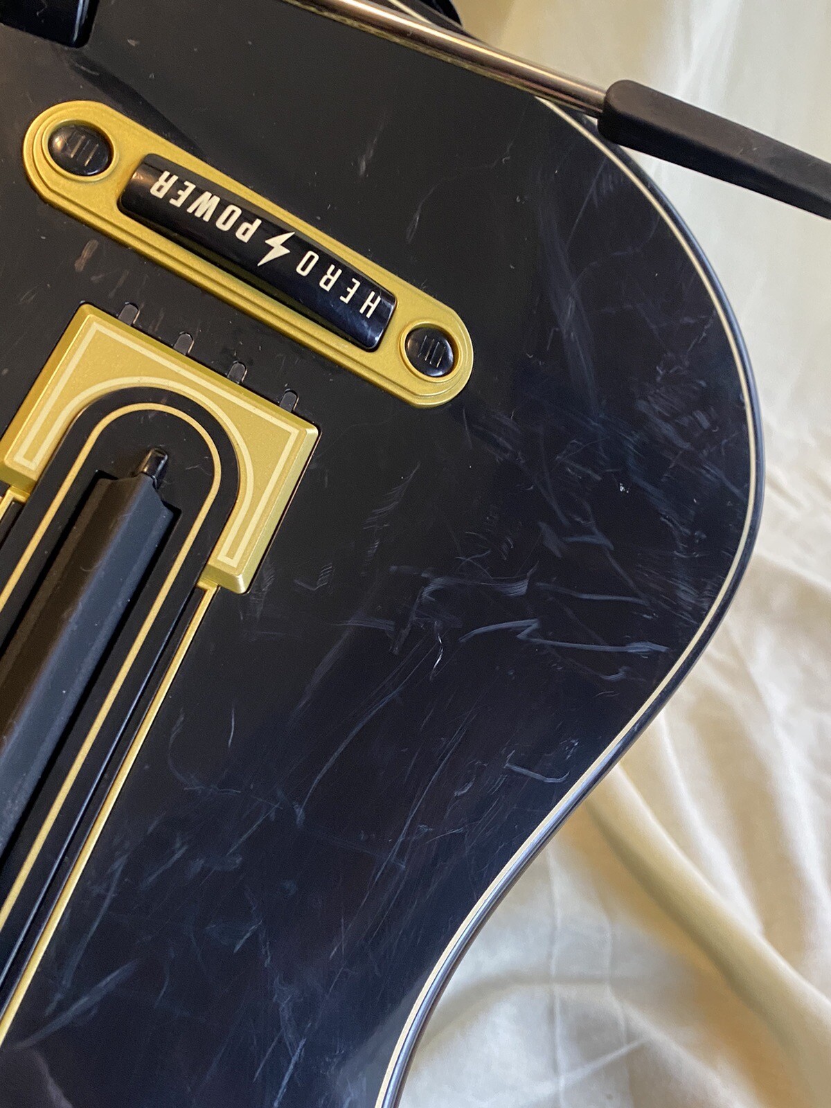 Guitar Hero Wireless Guitar Black Gold CE0700 Activision Model 0000654 ...