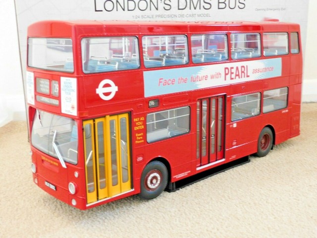 Gilbow EFE Daimler DMS Bus London 1/24 Scale 99101 Finchley Garage for ...