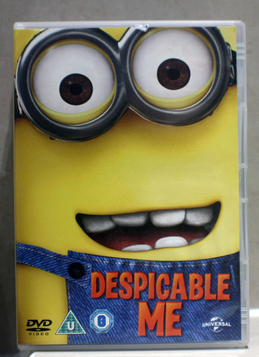 Despicable Me Movie Dvd Dvd Cover Cd Cover Front Cover