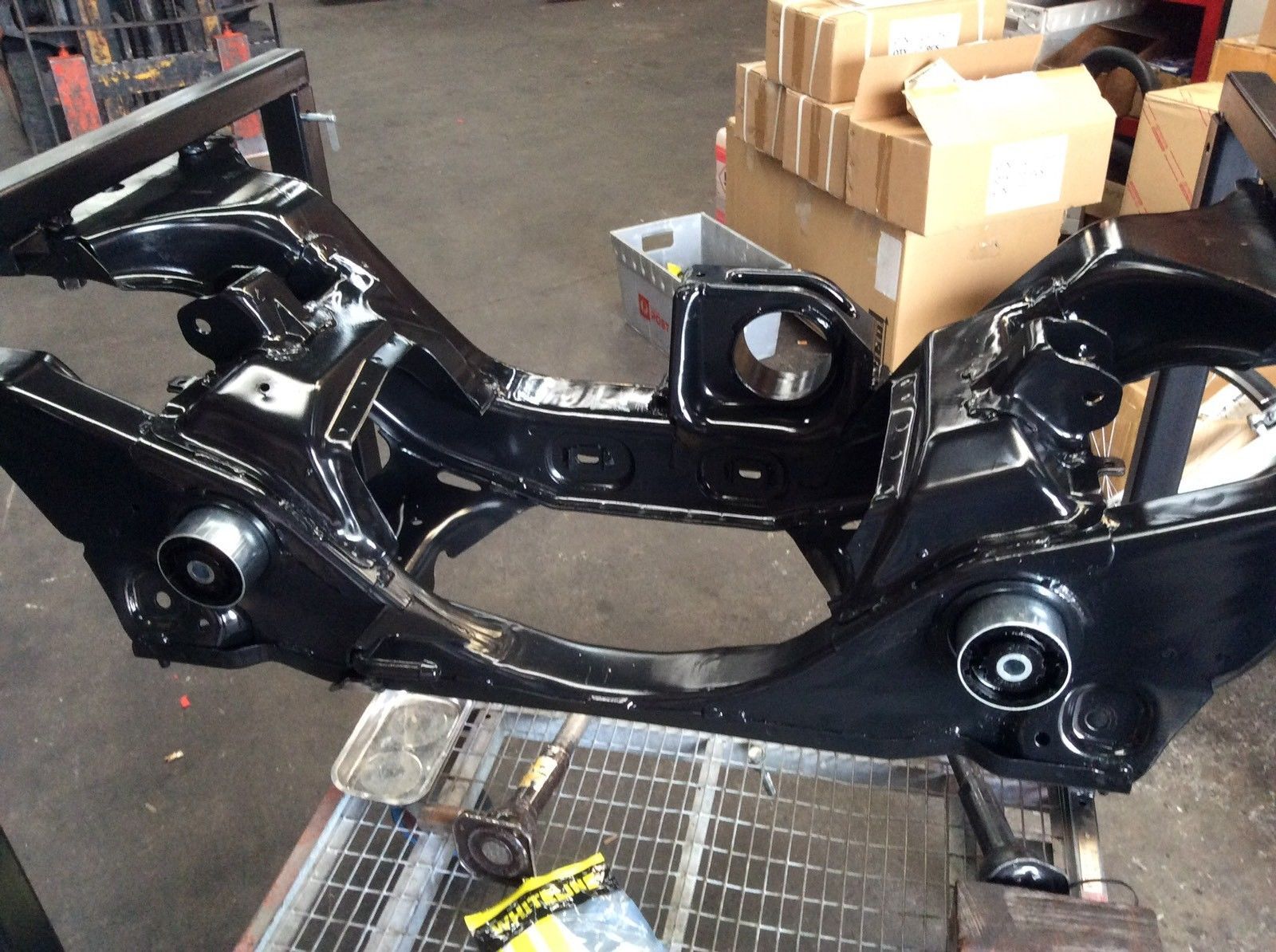 HI-PERFORMANCE FORD BA BF FG FGX XR8 XR6-TURBO REAR DIFF SUPPORT X ...