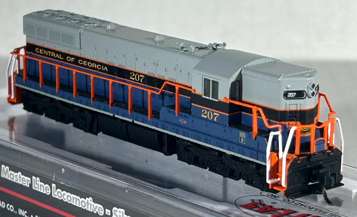 ATLAS SILVER N SCALE SD9 LOCOMOTIVE SOUND/DCC READY CENTRAL OF GEORGIA ...