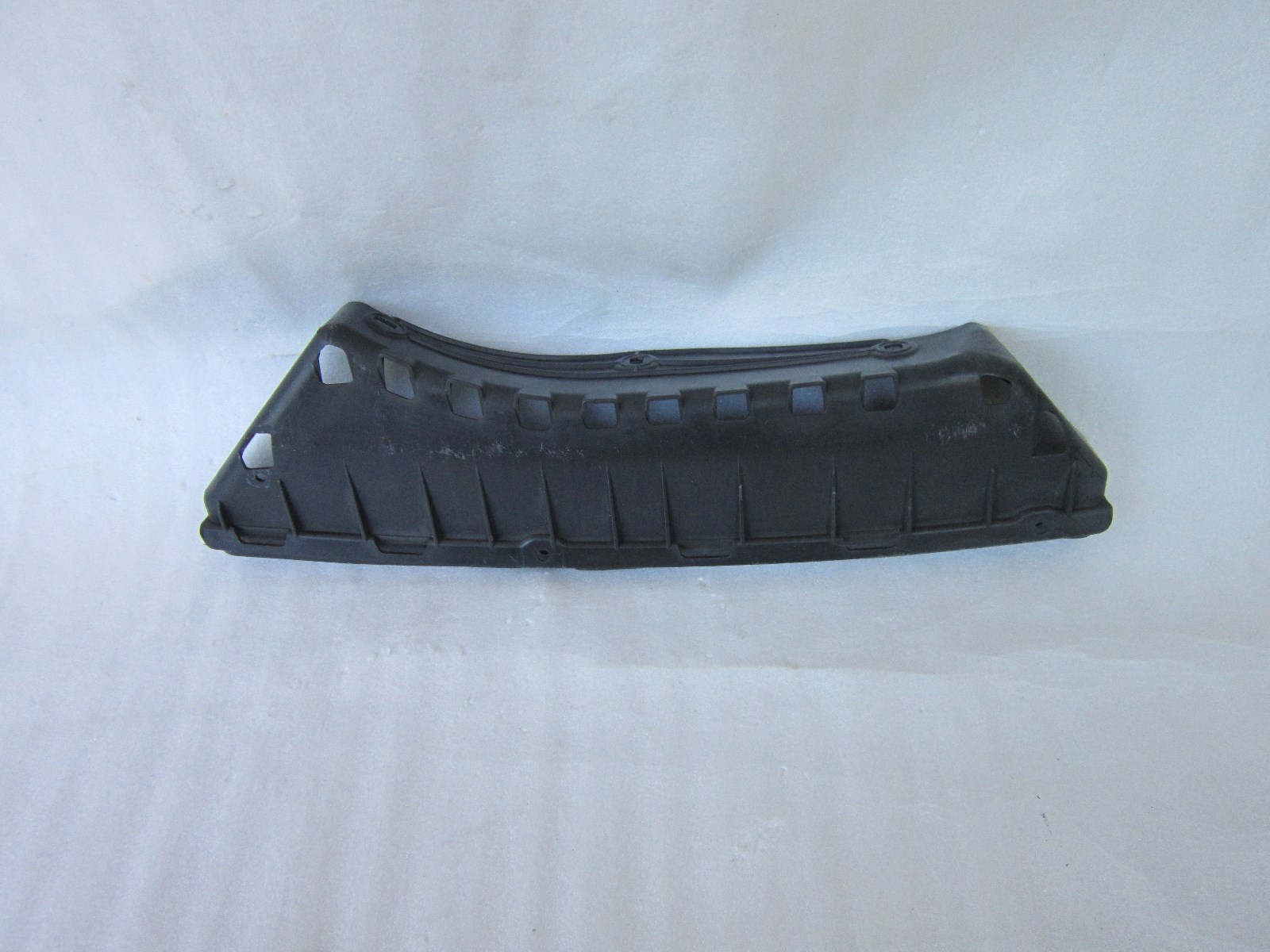 BMW 650i 2006-2010 Rear Bumper-Guide OEM 51127056388 | eBay