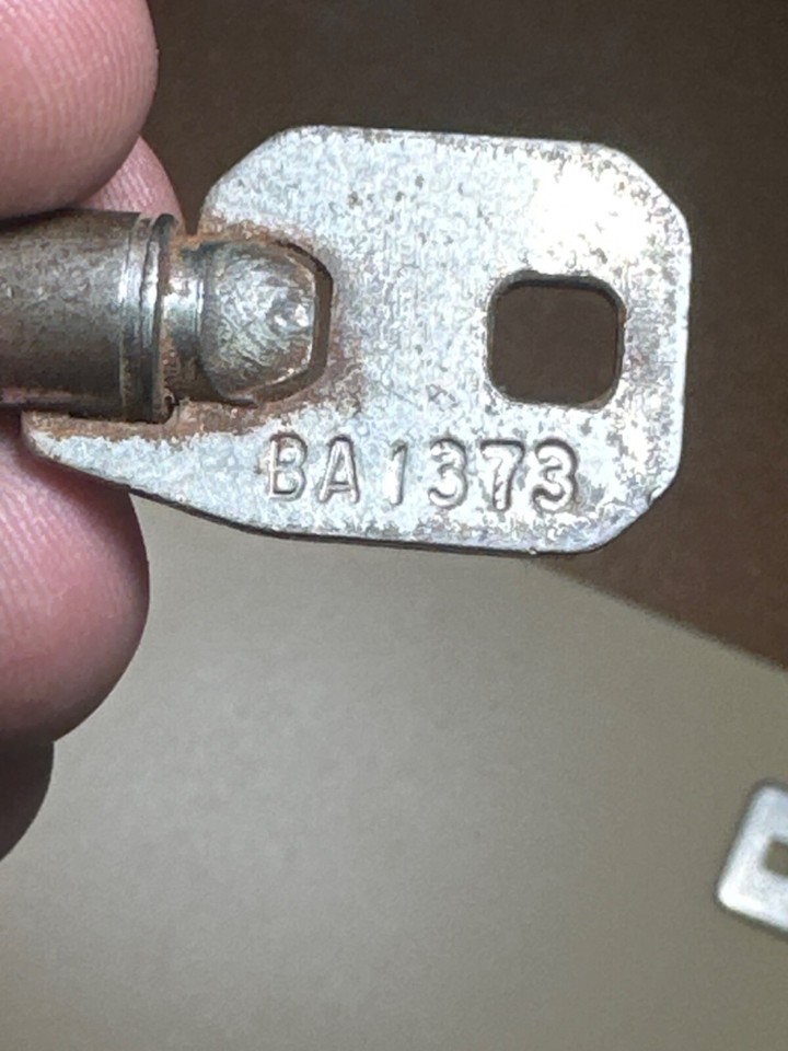 ACE Barrel Lock Key Pinball Soda Machine Chicago Lock Alarm Tubular ...