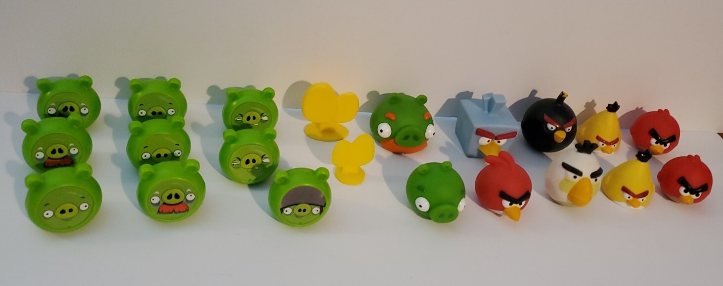 Angry Birds Mega Fling, Happy Holidays, On thin ice, Space, knock on ...