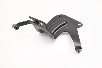 2022 Peterbilt 579 PACCAR Left Hood Fender Splash Shield Bracket ...