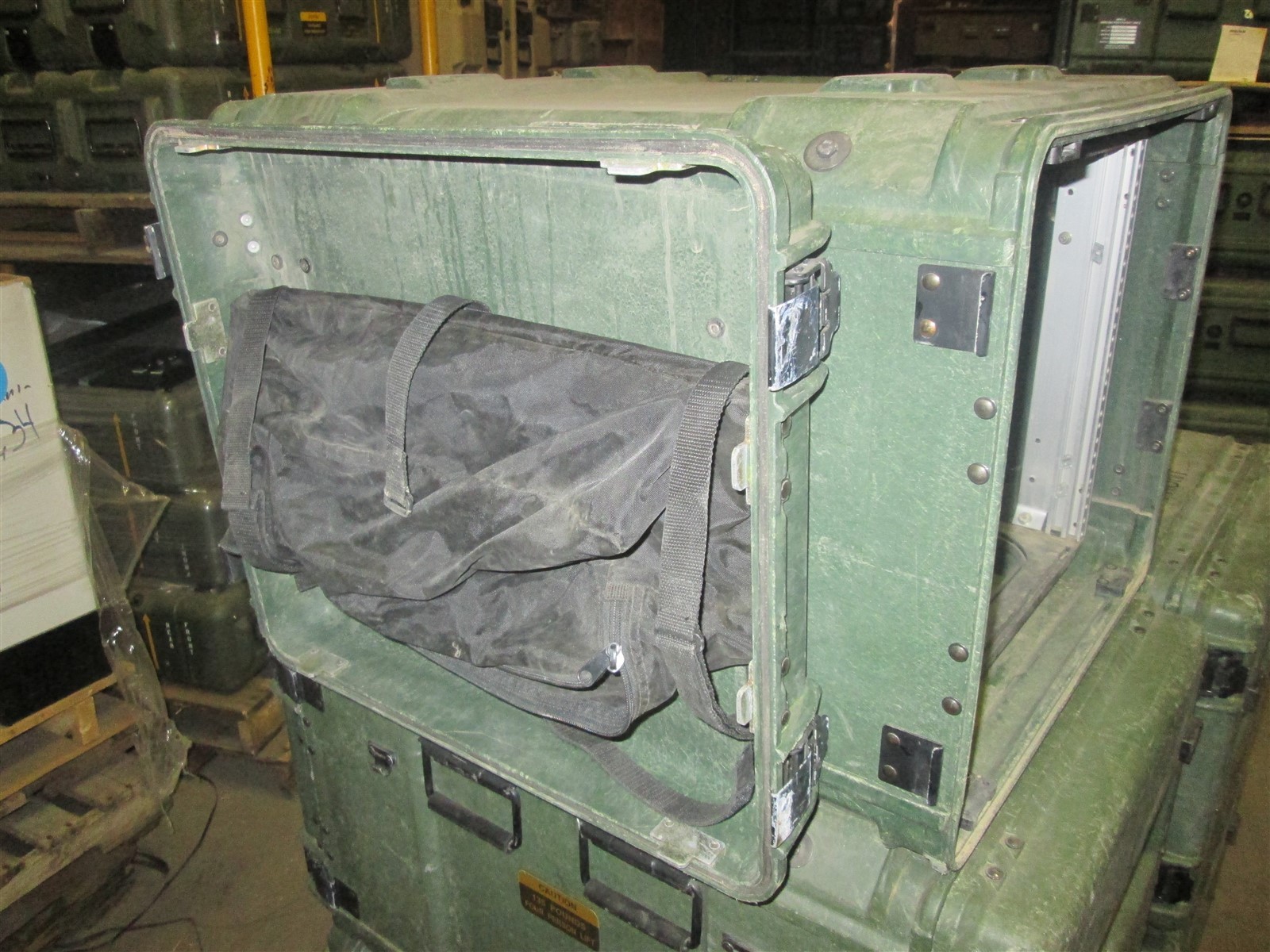 Rackmount 09U X24 ECS Legacy Composite Shockmount Shock Rack Case G/F ...