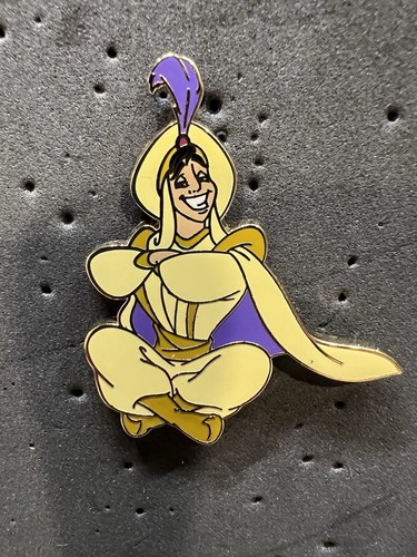Disney pin 144078 Aladdin Prince Ali Oh My Disney crossed legs yellow ...