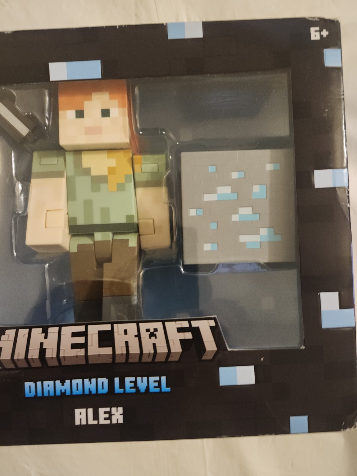 Minecraft Diamond Level Alex Action Figure & Accessories