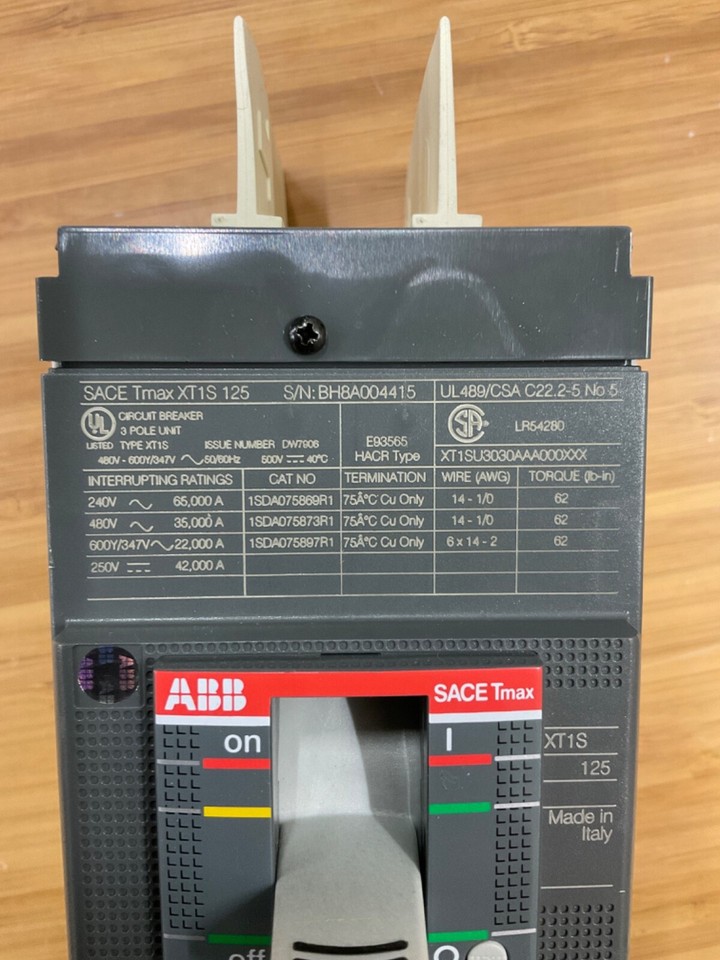 ABB SACE TMAX XT1S 125 Circuit Breaker In=30A XT1SU3030AAA000XXX | eBay